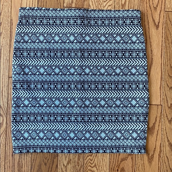 LOFT | Skirts | Loft Mini Skirt | Poshmark